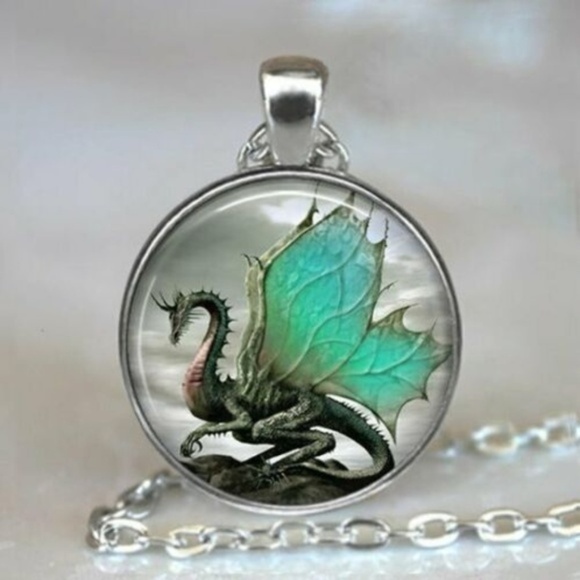PinkDiva Boutique | Jewelry | Medieval Fantasy Dragon Glass Pendant ...